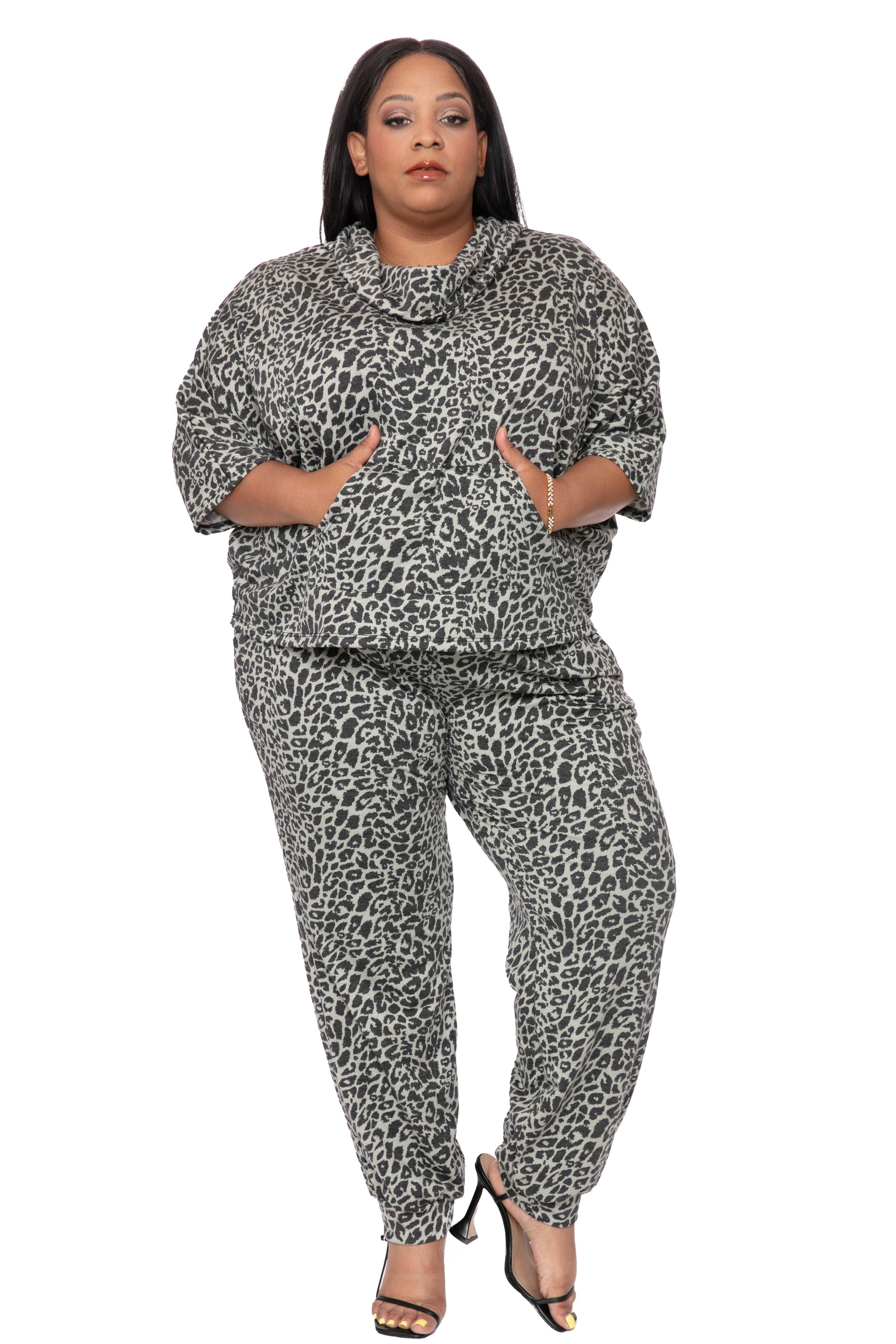 Stylish and Trendy Plus Size Pants | Devon Joggers | SWAK Designs